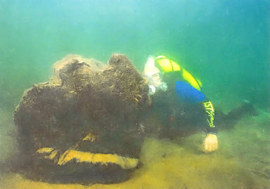 Jurrasic Bark: Underwater Logging in Lake Superior – Mother Earth News
